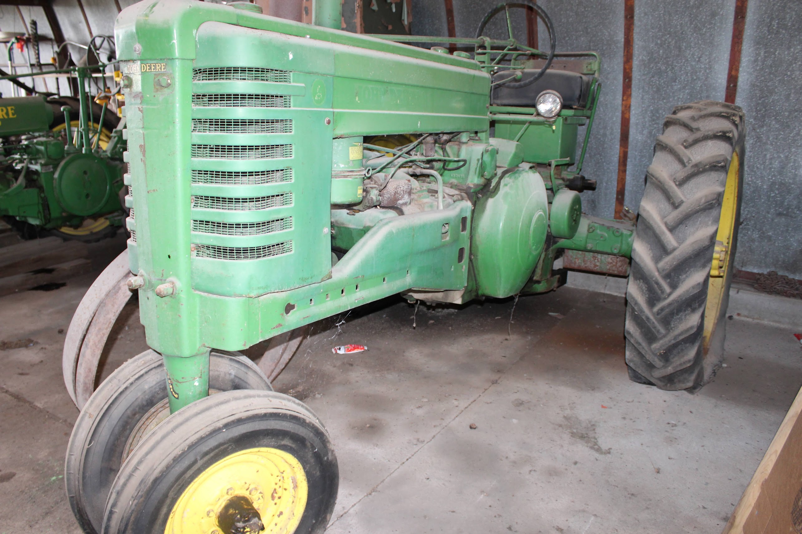 SOLD - 1938 John Deere B Tractors Less than 40 HP | Tractor Zoom