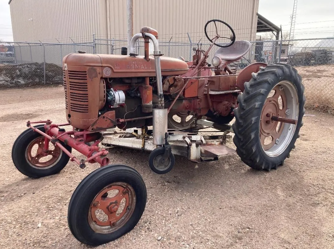 SOLD - 1952 Farmall Super C Tractors Less than 40 HP | Tractor Zoom