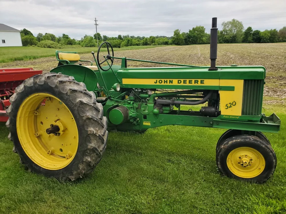 SOLD - 1957 John Deere 520 Tractors 40 to 99 HP | Tractor Zoom