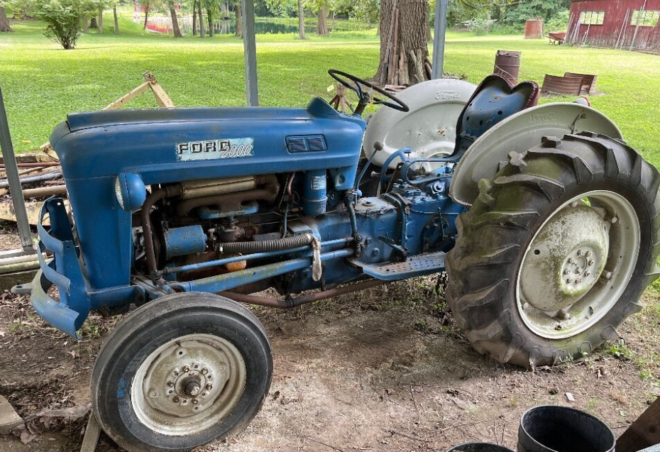 SOLD - 1964 Ford 2000 Tractors Less than 40 HP | Tractor Zoom