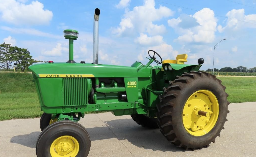 SOLD - 1969 John Deere 4020 Tractors with 101 HP | Tractor Zoom