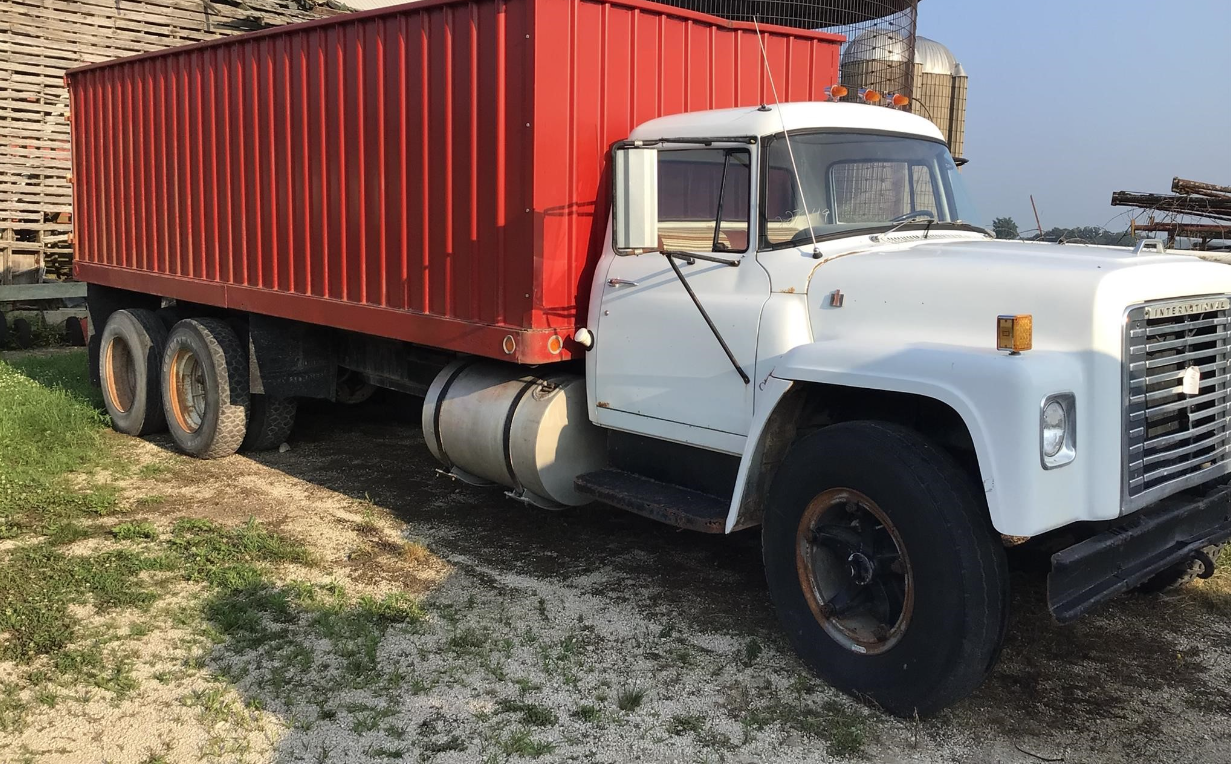 SOLD - 1974 International Loadstar Other Equipment Trucks | Tractor Zoom