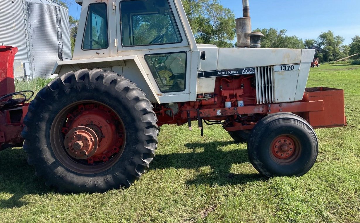 SOLD - 1974 J.I. Case 1370 Tractors with 158 HP | Tractor Zoom