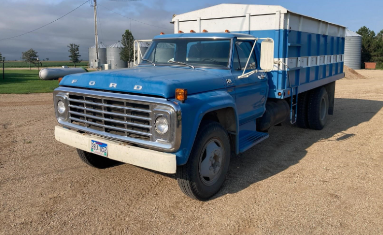 SOLD - 1975 Ford F600 Other Equipment Trucks | Tractor Zoom