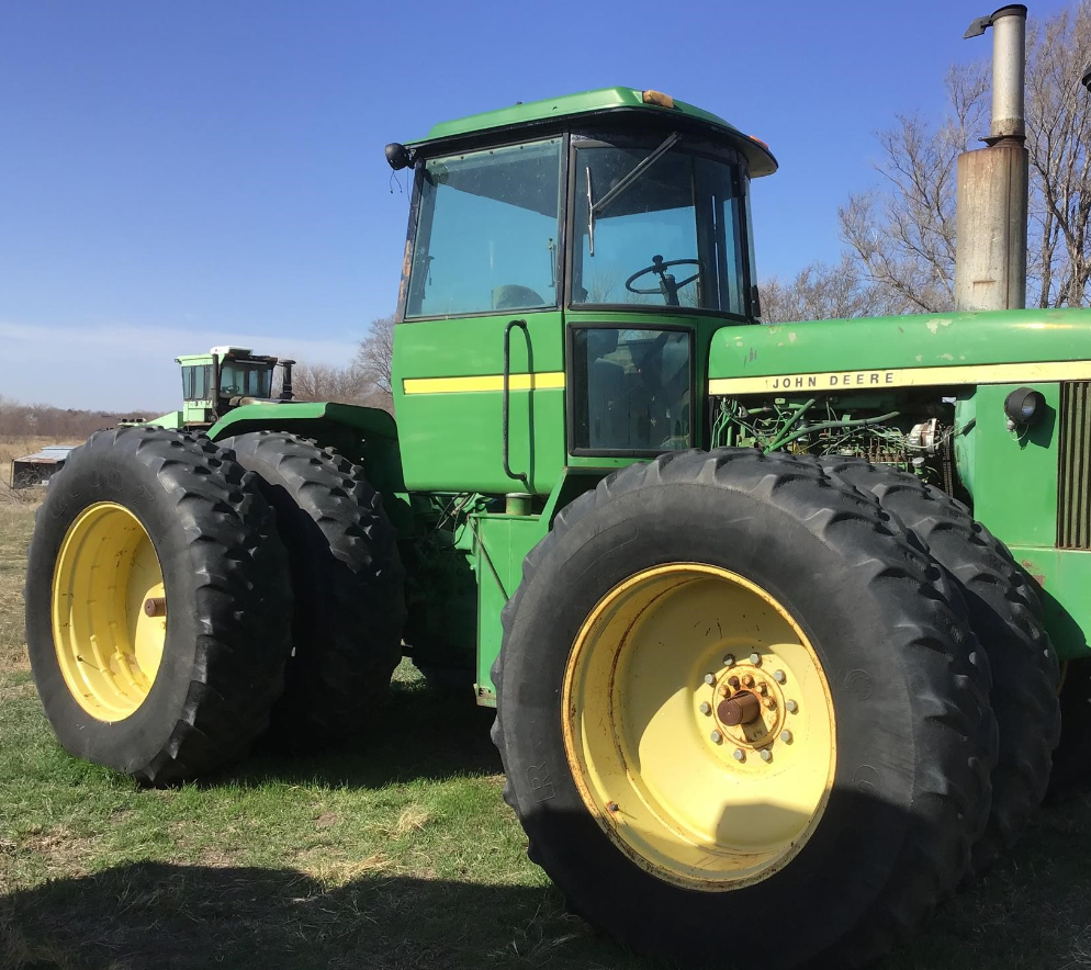 SOLD - 1975 John Deere 8630 Tractors 175 to 299 HP | Tractor Zoom