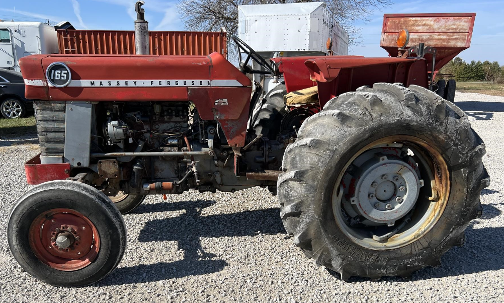 SOLD - 1976 Massey Ferguson 165 Tractors 40 to 99 HP | Tractor Zoom