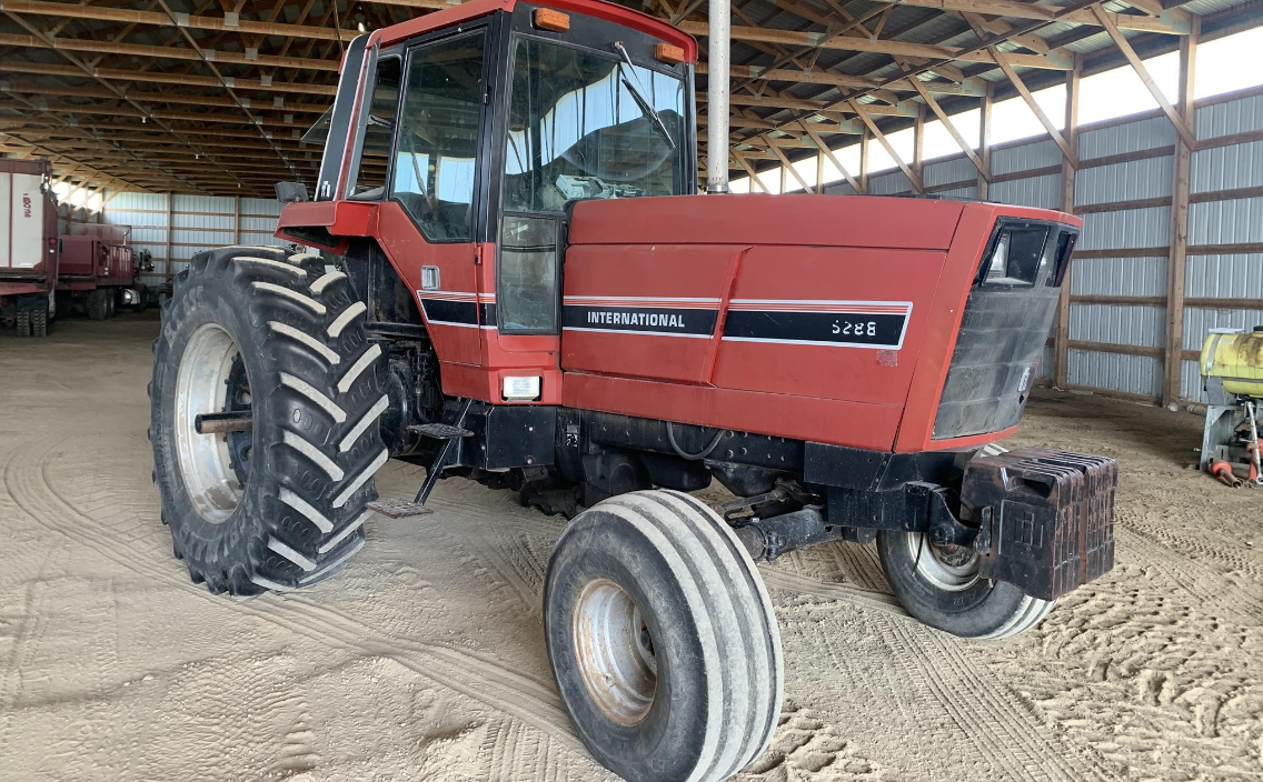1981 International 5288 Tractors 175 to 299 HP for Sale | Tractor Zoom