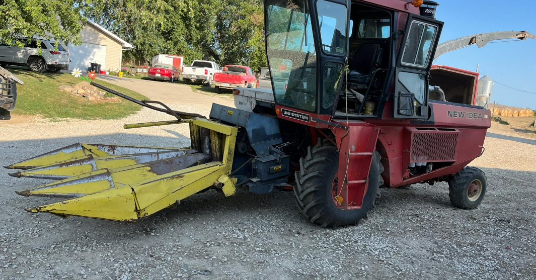 1982 New Idea 802 Harvesting Forage Harvesters - Self Propelled for ...
