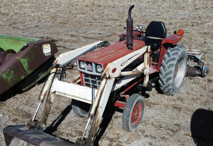 SOLD - 1983 International Harvester 284 Tractors with 28 HP | Tractor Zoom