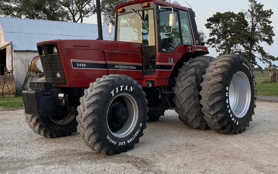 1983 International Harvester 5488 Tractors 175 to 299 HP for Sale ...