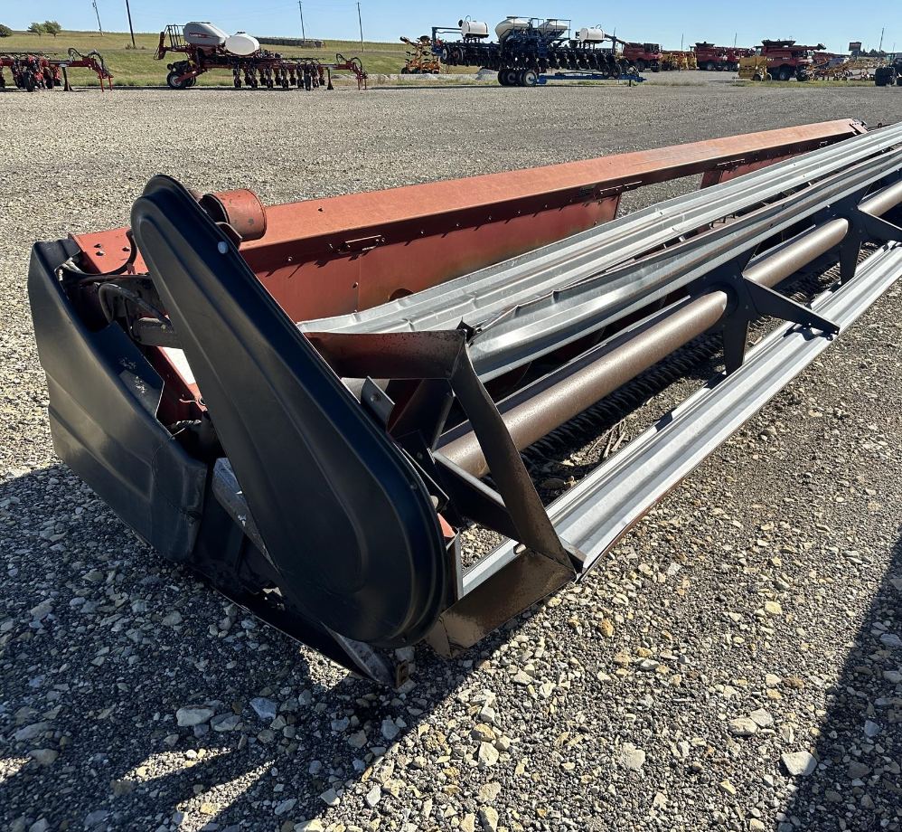 1986 Case IH 1010 Harvesting Headers - Platform for Sale | Tractor Zoom