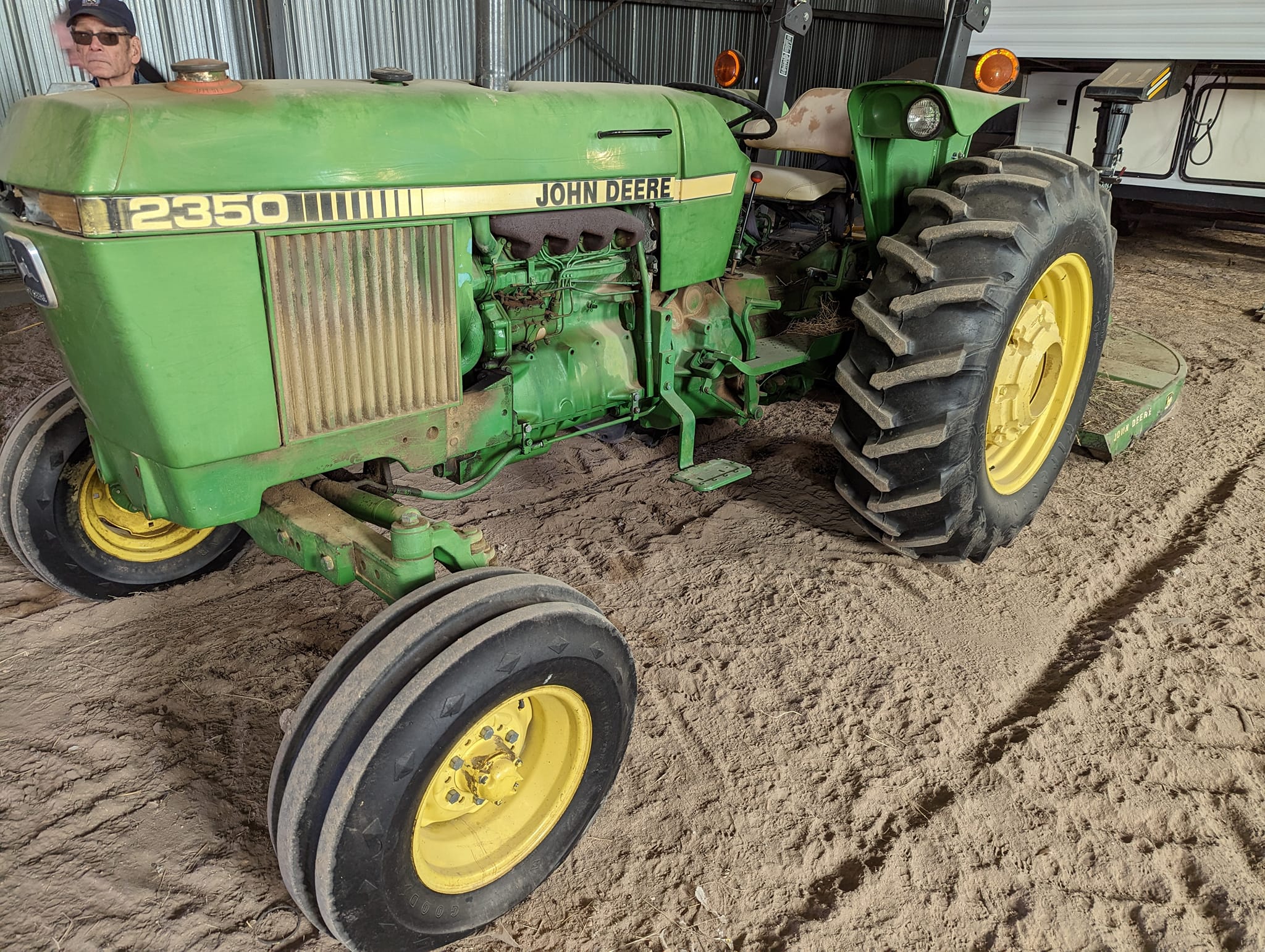 SOLD - 1986 John Deere 2350 Tractors 40 to 99 HP | Tractor Zoom