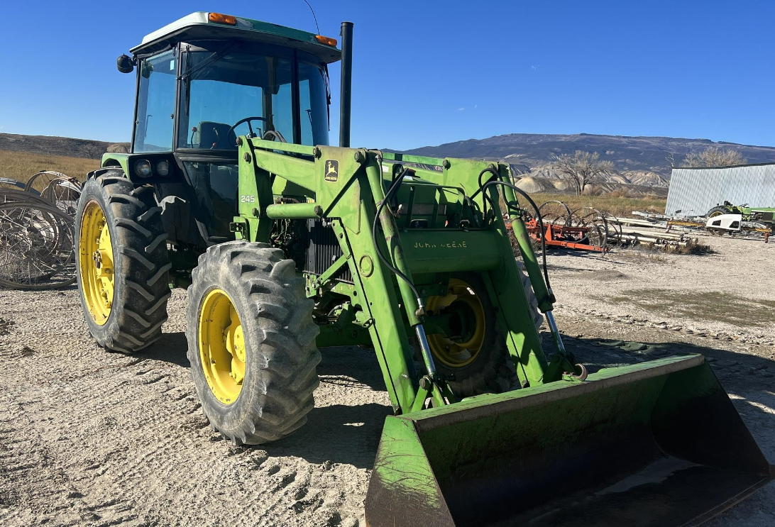 SOLD - 1988 John Deere 2755 Tractors with 7,804 Hrs | Tractor Zoom