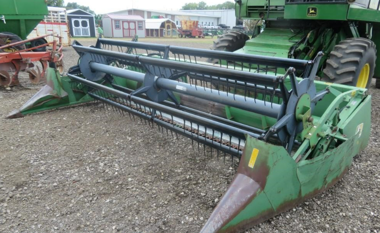 SOLD - 1988 John Deere 915F Harvesting Headers - Platform | Tractor Zoom