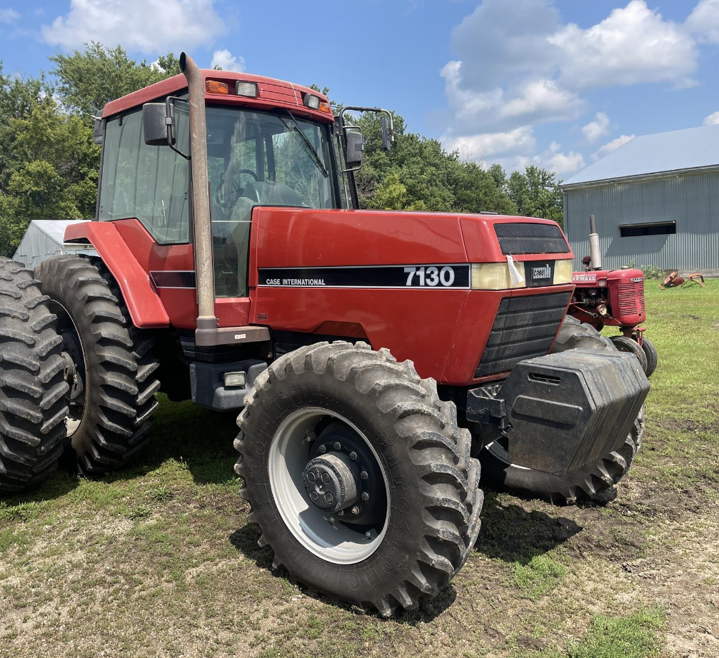 SOLD - 1989 Case IH 7130 Tractors 175 to 299 HP | Tractor Zoom