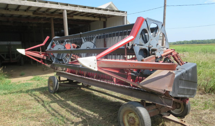 SOLD - 1990 International Harvester 1020 Harvesting Headers - Platform ...