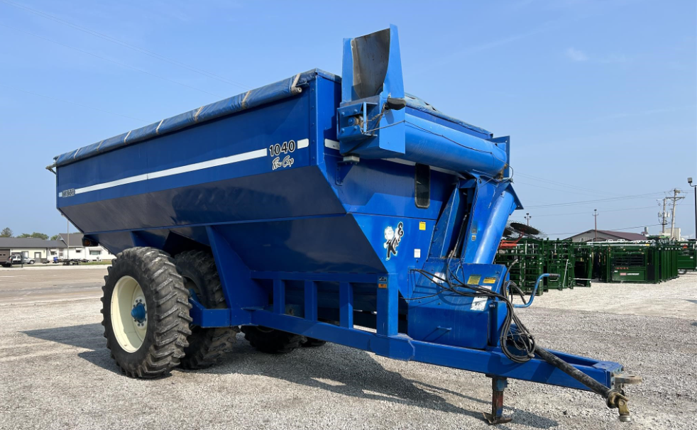 1990 Kinze 1040 Harvesting Grain Carts for Sale | Tractor Zoom