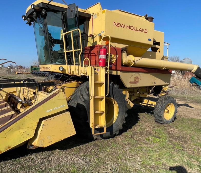 1991 New Holland TR86 Combines Class 6 for Sale | Tractor Zoom