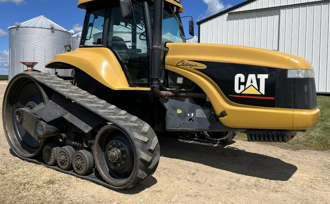 SOLD - 1996 Challenger 35 Tractors with 9,403 Hrs | Tractor Zoom