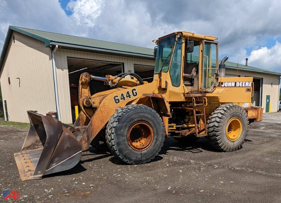 SOLD - 1997 John Deere 644G Construction Wheel Loaders | Tractor Zoom