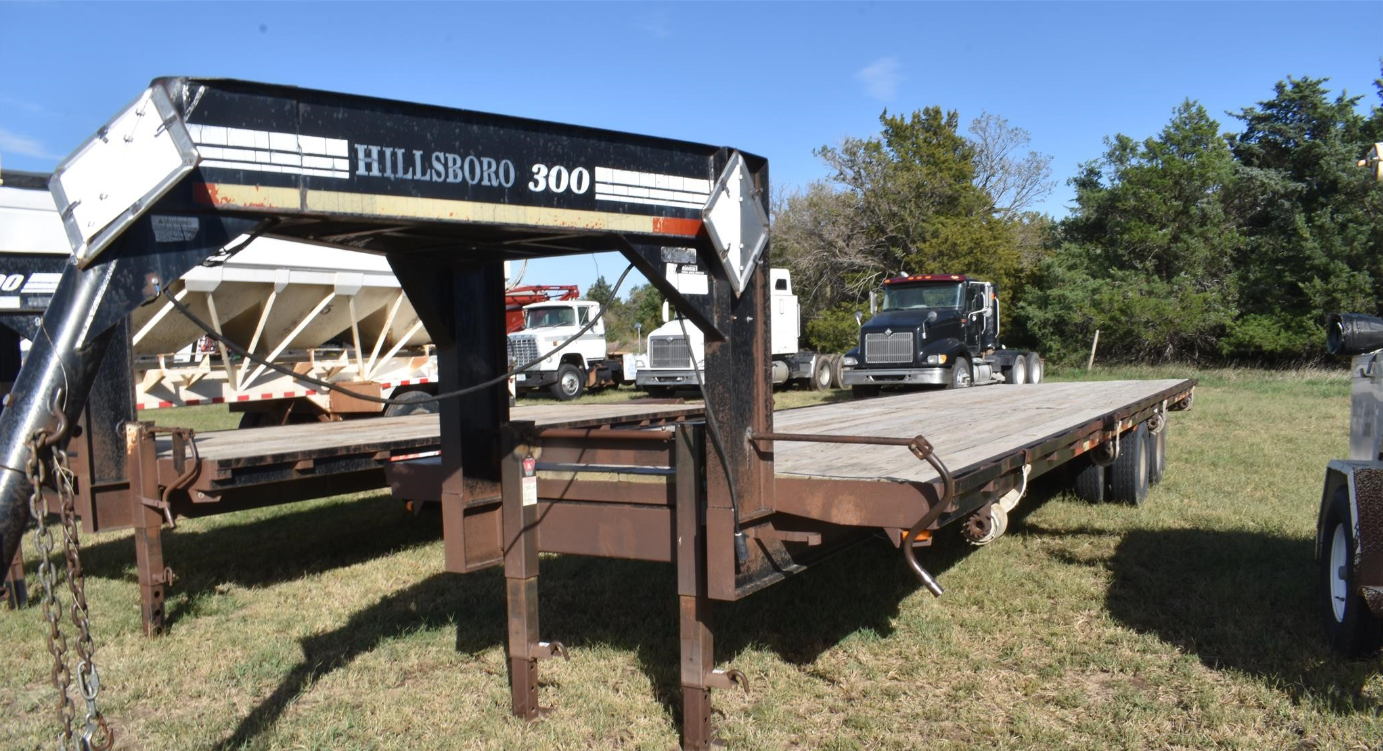 SOLD - 1998 Hillsboro 300 Other Equipment Trailers | Tractor Zoom