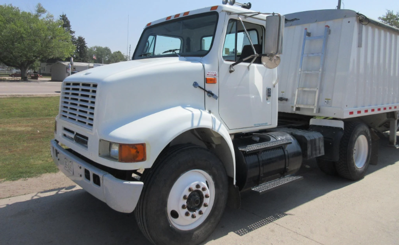 SOLD - 1998 International 8100 Other Equipment Trucks | Tractor Zoom