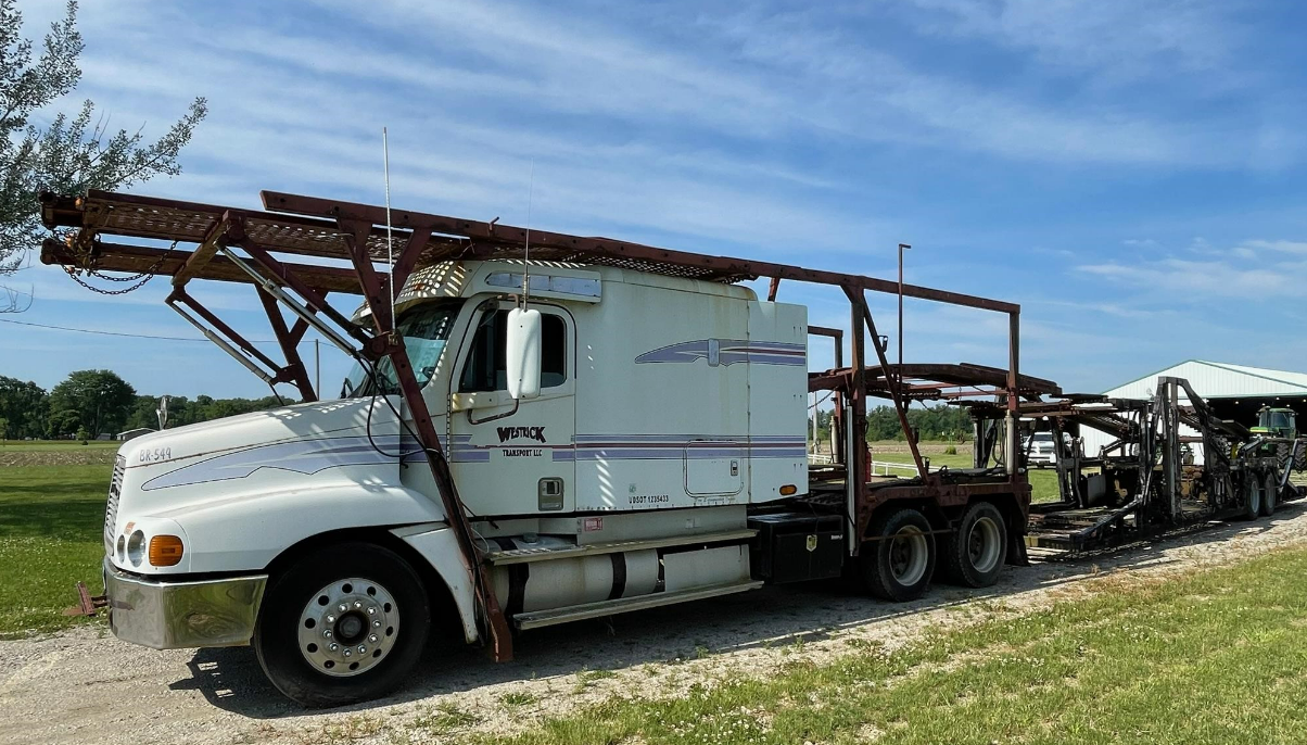 SOLD - 1999 Freightliner C120 Other Equipment Trucks | Tractor Zoom