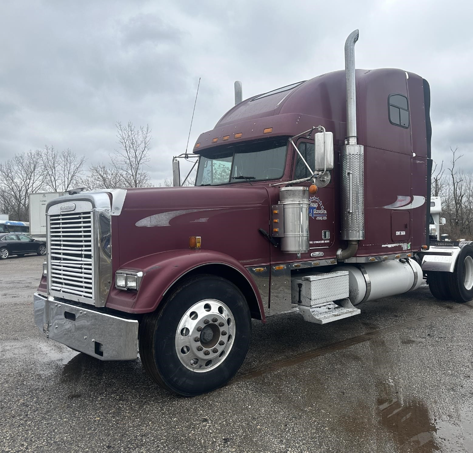 1999 Freightliner FLD132 Classic XL Other Equipment Trucks for Sale ...