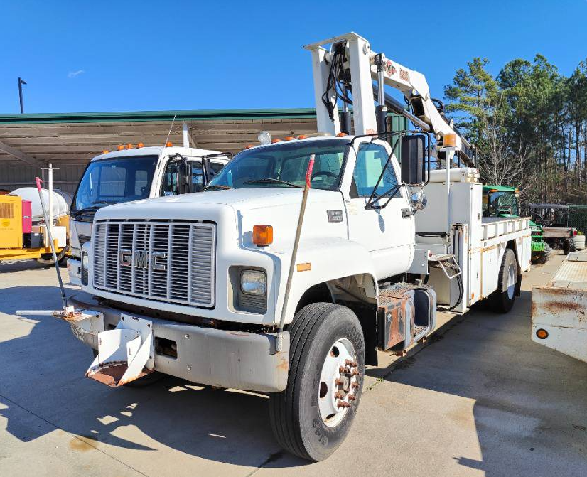 SOLD - 1999 GMC C8500 Other Equipment with 26,168 mi | Tractor Zoom