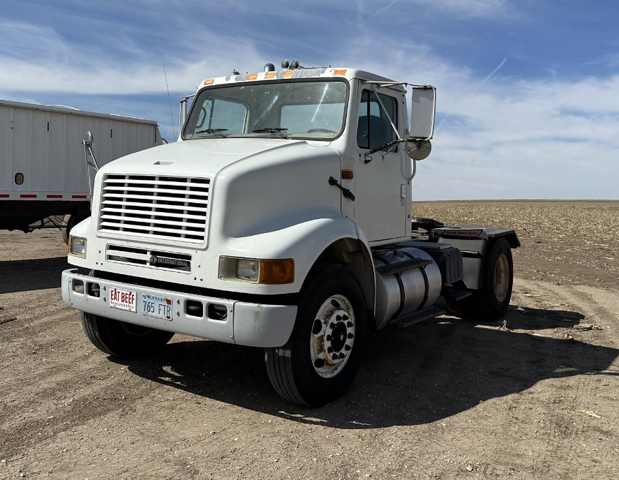 2000 International 8100 Other Equipment Trucks for Sale | Tractor Zoom