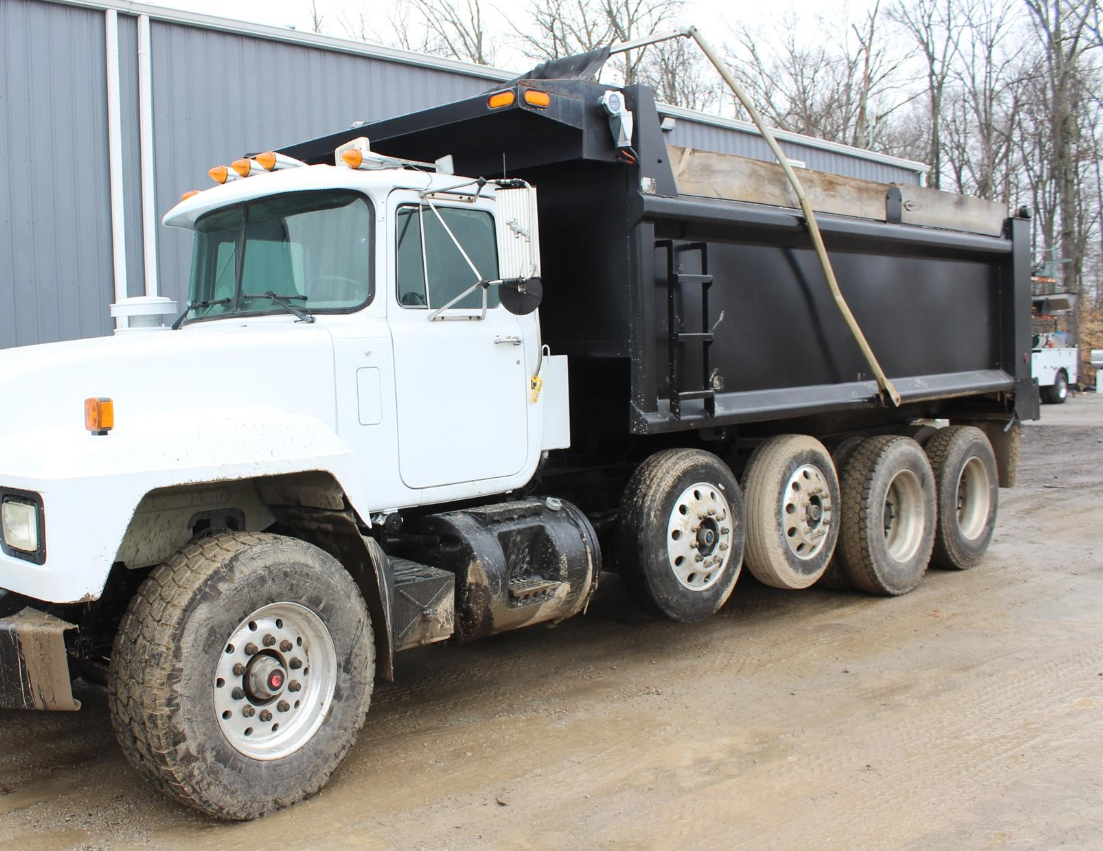 2000 Mack RD688S Other Equipment Trucks for Sale | Tractor Zoom