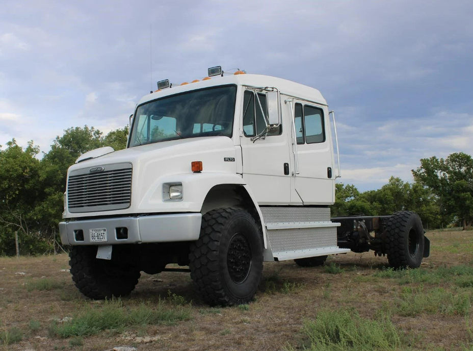 SOLD - 2001 Freightliner FL70 Other Equipment Trucks | Tractor Zoom