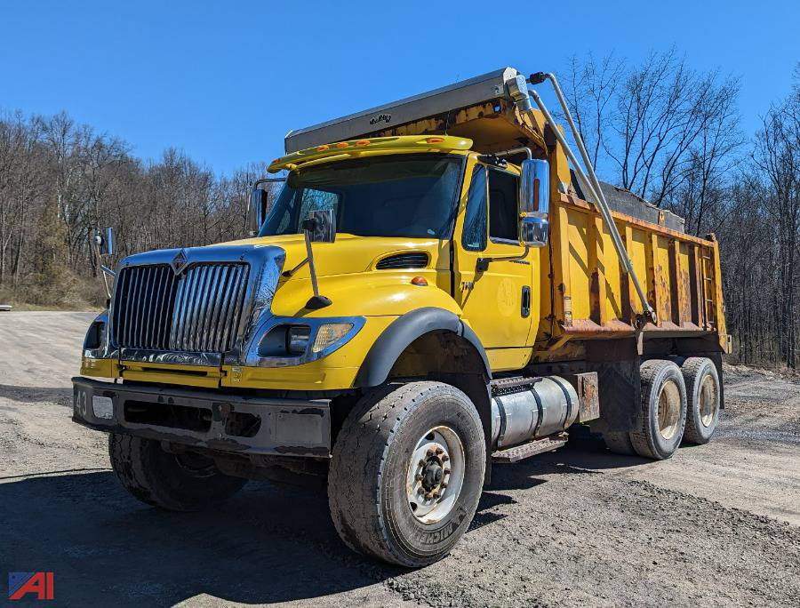 2003 International 7600 Other Equipment Trucks for Sale | Tractor Zoom