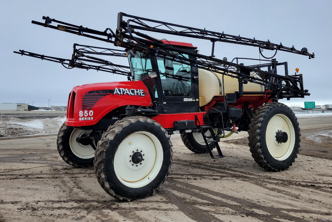 SOLD - 2004 Apache 850 Chemical Applicators Sprayers - Self Propelled ...