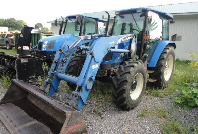 SOLD - 2005 New Holland TL90A Tractors 40 to 99 HP | Tractor Zoom