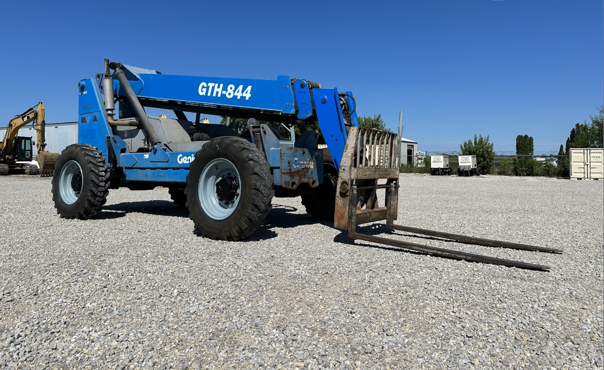 SOLD - 2007 Genie GTH844 Construction Telehandlers | Tractor Zoom