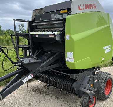 SOLD - 2008 CLAAS 360 Variant Hay and Forage Balers - Round | Tractor Zoom