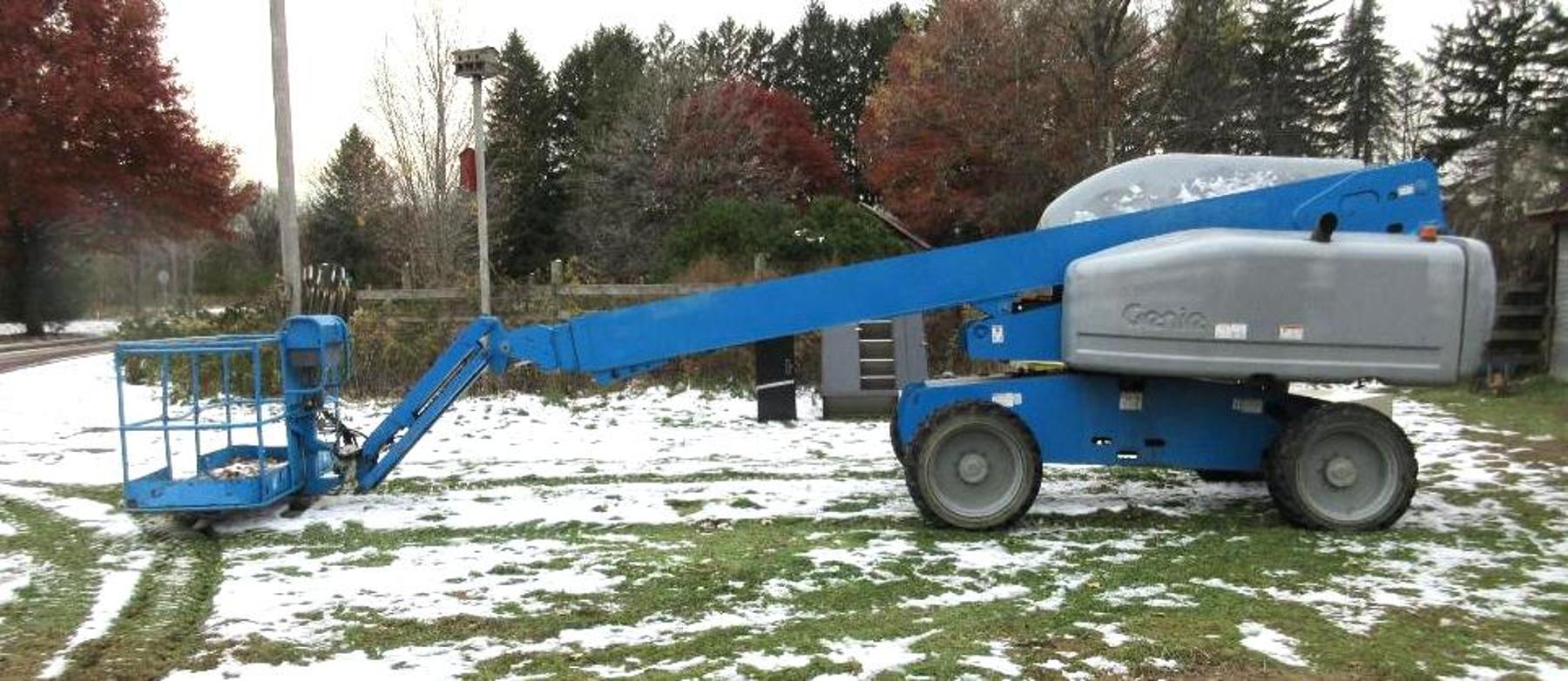 SOLD - 2008 Genie S65 Construction Aerial Lifts | Tractor Zoom