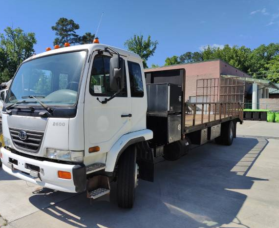 2008 Nissan UD2600 Other Equipment For Sale with 74,097 mi | Tractor Zoom