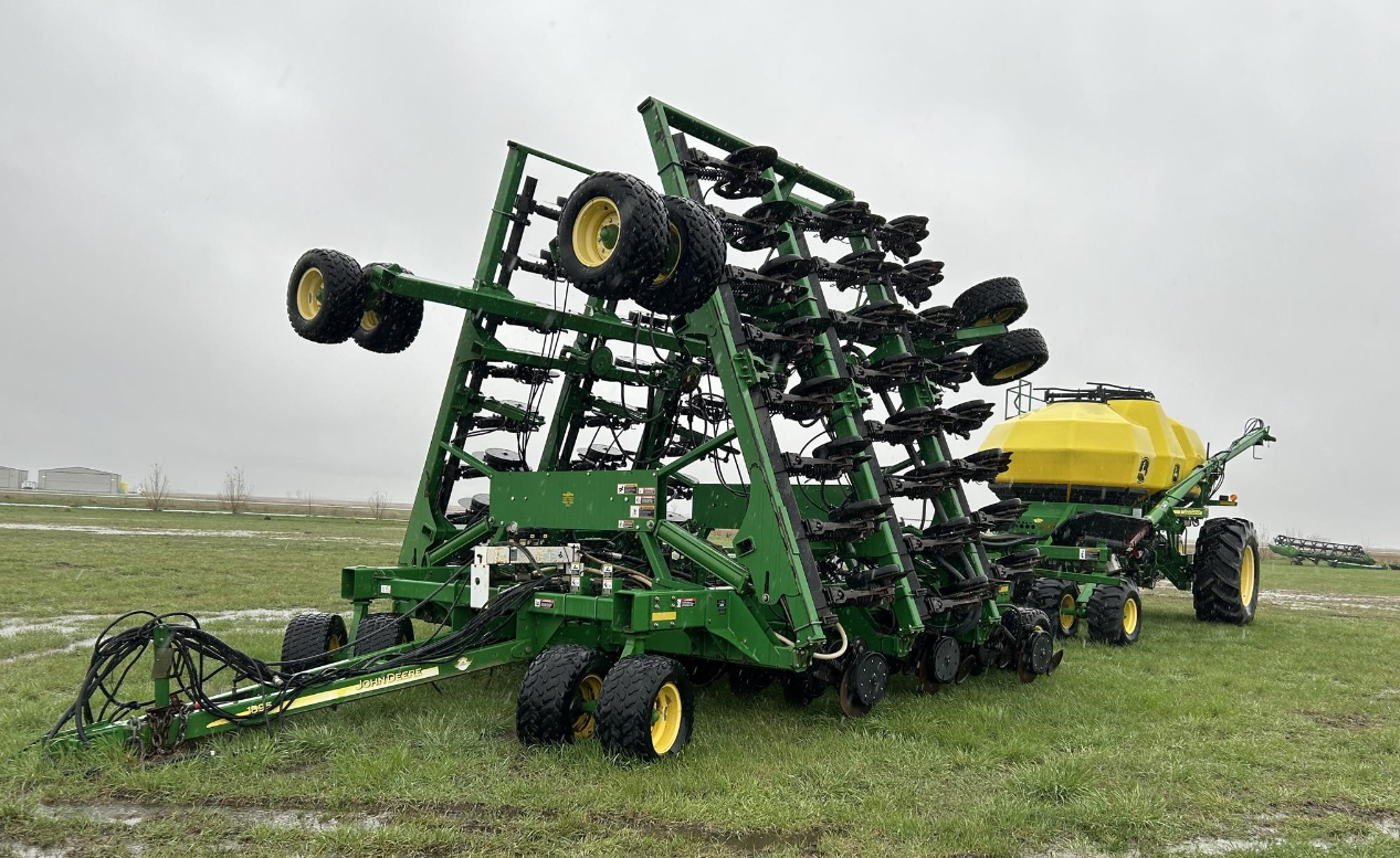 2009 JOHN DEERE 1895 Planting For Sale with 43 ft | Tractor Zoom