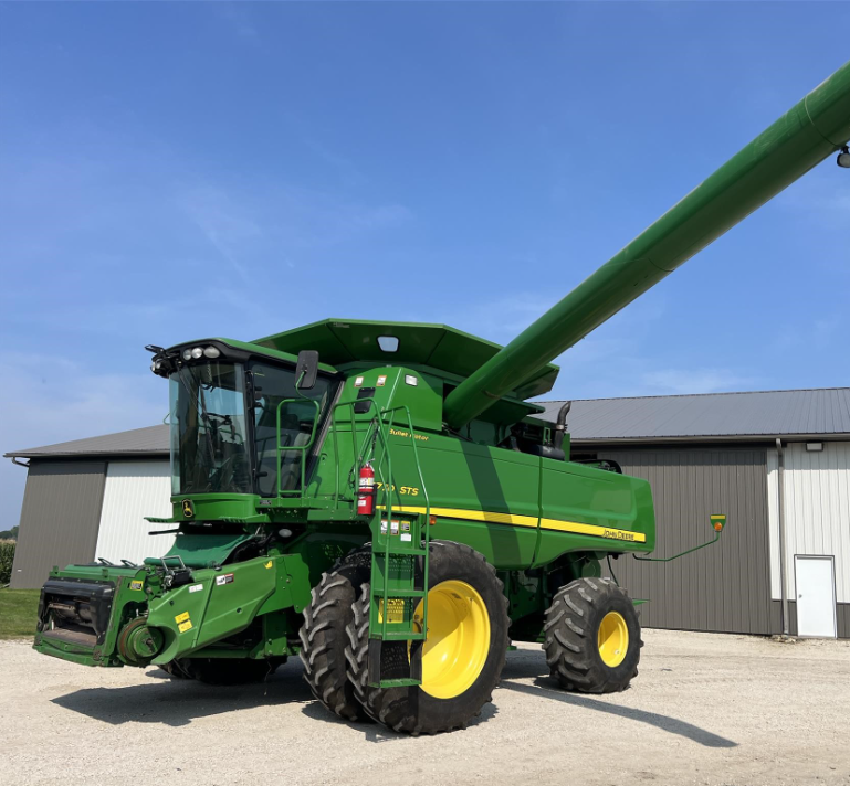 2009 John Deere 9770 STS Combines Class 7 for Sale | Tractor Zoom