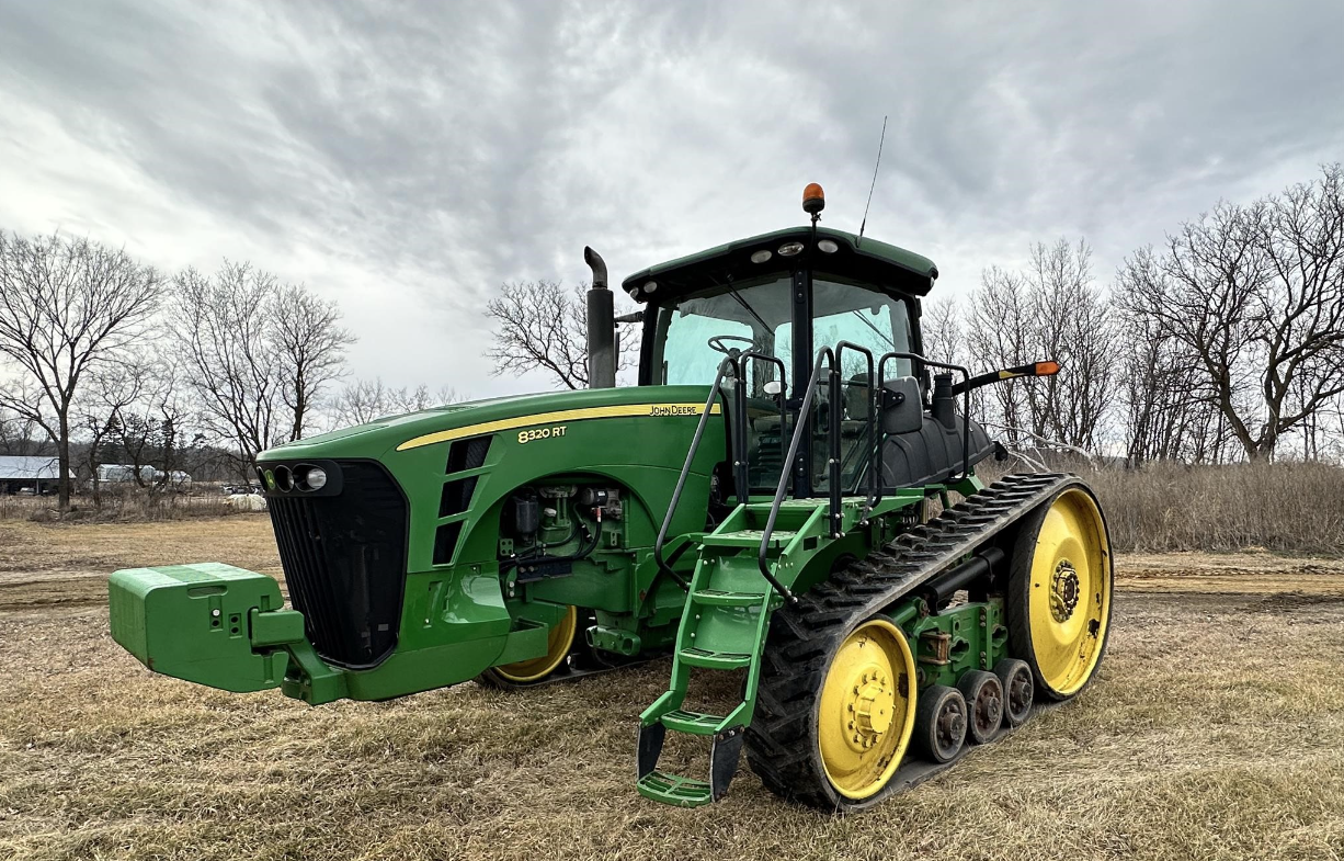 SOLD - 2010 John Deere 8320RT Tractors 300 to 424 HP | Tractor Zoom