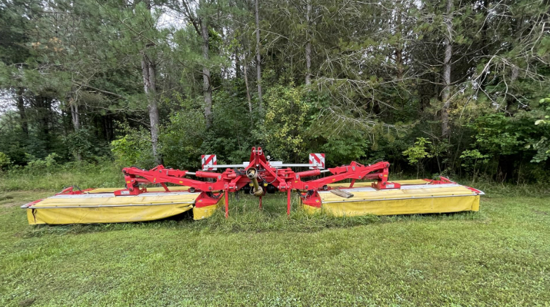 SOLD - 2010 Pottinger Novacat V10 Hay and Forage Mowers - Disk ...