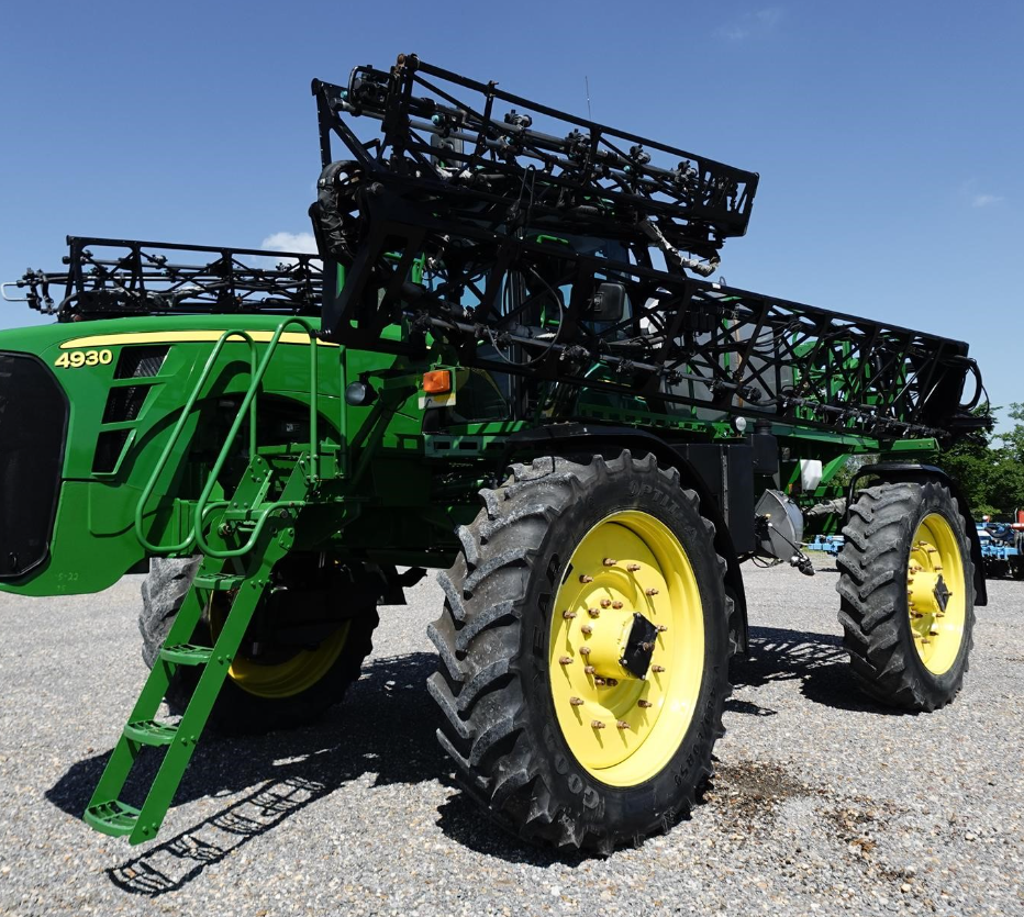 SOLD - 2011 John Deere 4930 Chemical Applicators Sprayers - Self ...