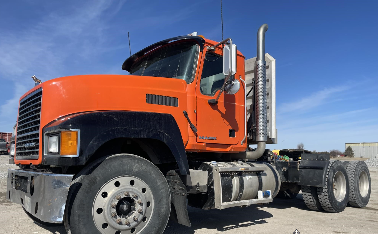 2013 Mack CHU613 Other Equipment Trucks for Sale | Tractor Zoom
