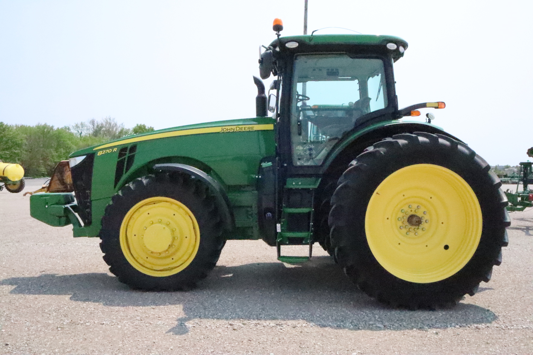SOLD - 2014 John Deere 8270R Tractors with 1,565 Hrs | Tractor Zoom