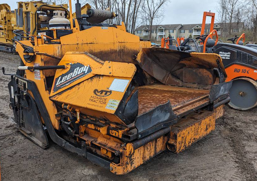 2014 LeeBoy 1000F Construction For Sale with 1,488 Hrs | Tractor Zoom