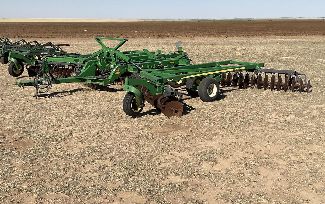 SOLD - 2015 John Deere 2623 Tillage with 33.55 ft | Tractor Zoom