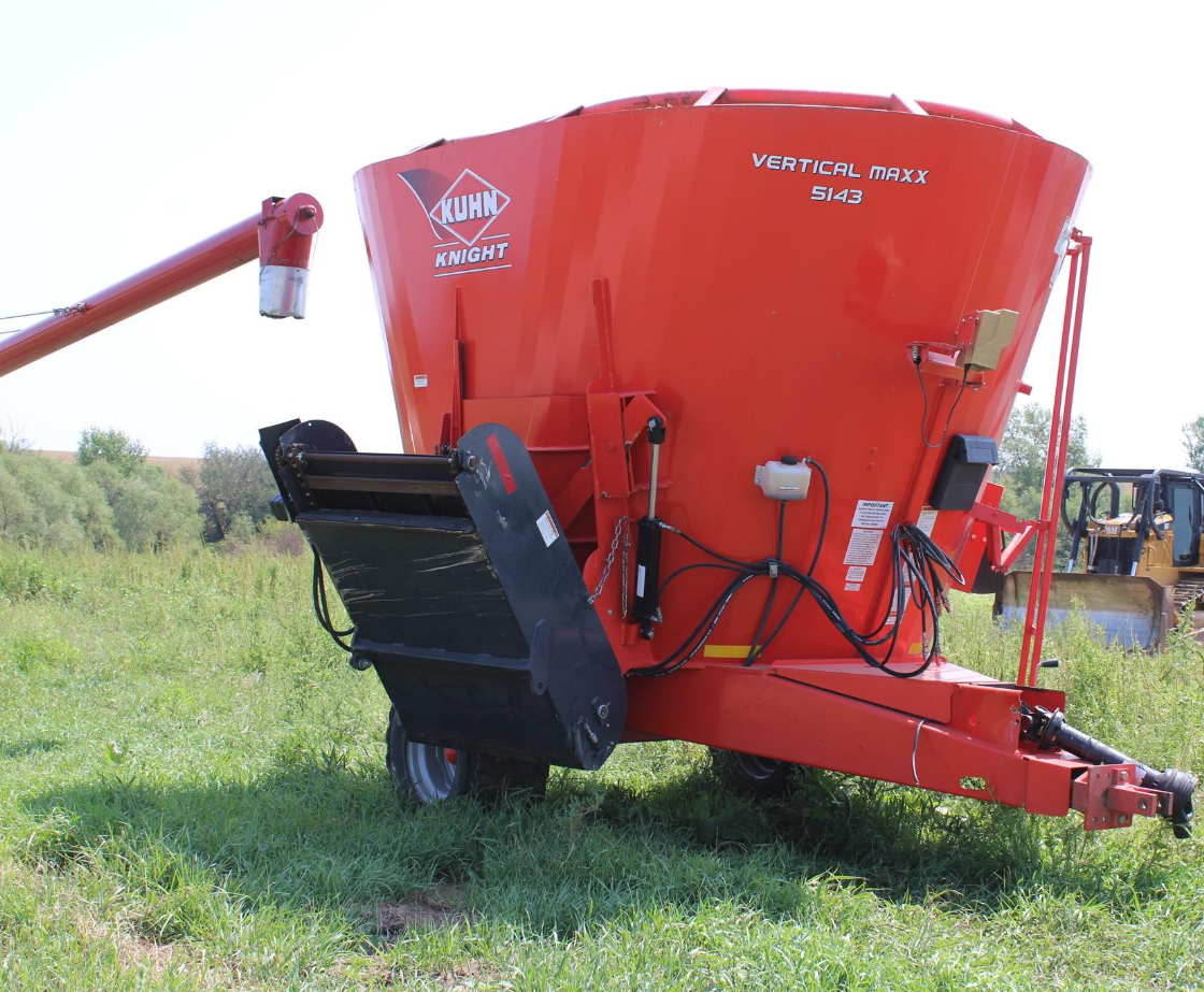 2016 Kuhn Knight 5143 Hay and Forage Grinders/Mixers for Sale | Tractor Zoom