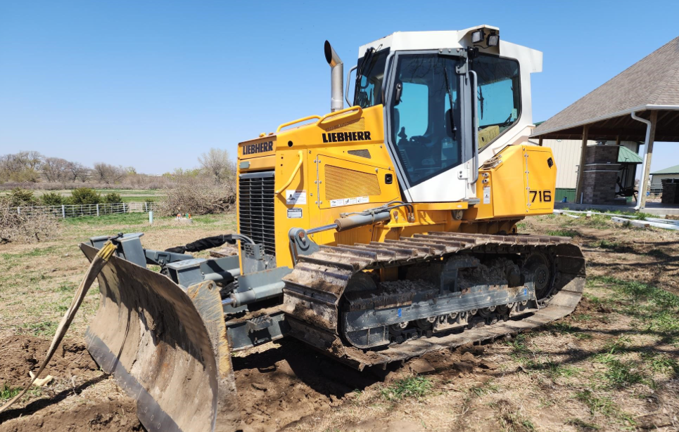 SOLD - 2016 Liebherr PR716 LGP Construction with 1,074 Hrs | Tractor Zoom